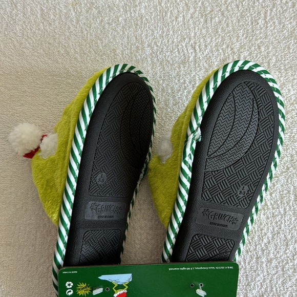 Dr. Seuss | Shoes | The Grinch Dr Seuss Kids Slippers | Poshmark